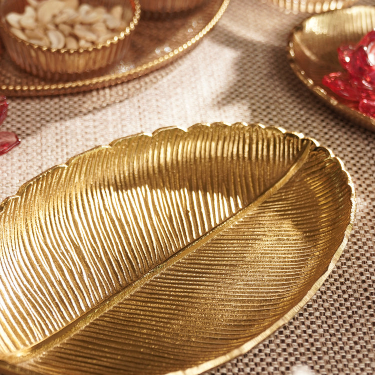 Shop Gold Florence Leaf Shaped Platter - at Best Price Online in India